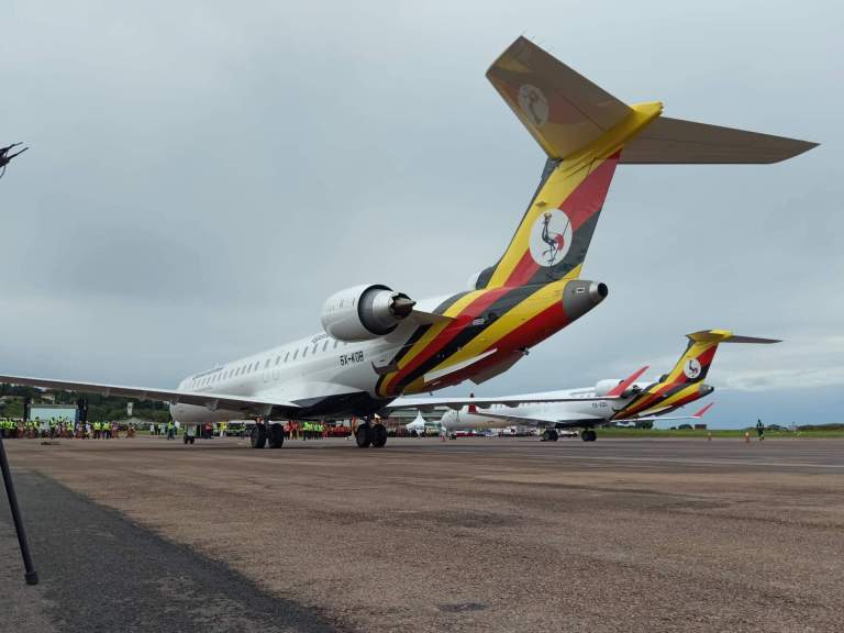 5 Things you should know about the Ugandan Airlines Bombardier CRJ900 ...